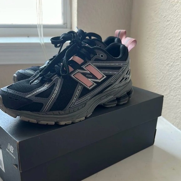 New Balance | Shoes | New Balance 96r | Poshmark
